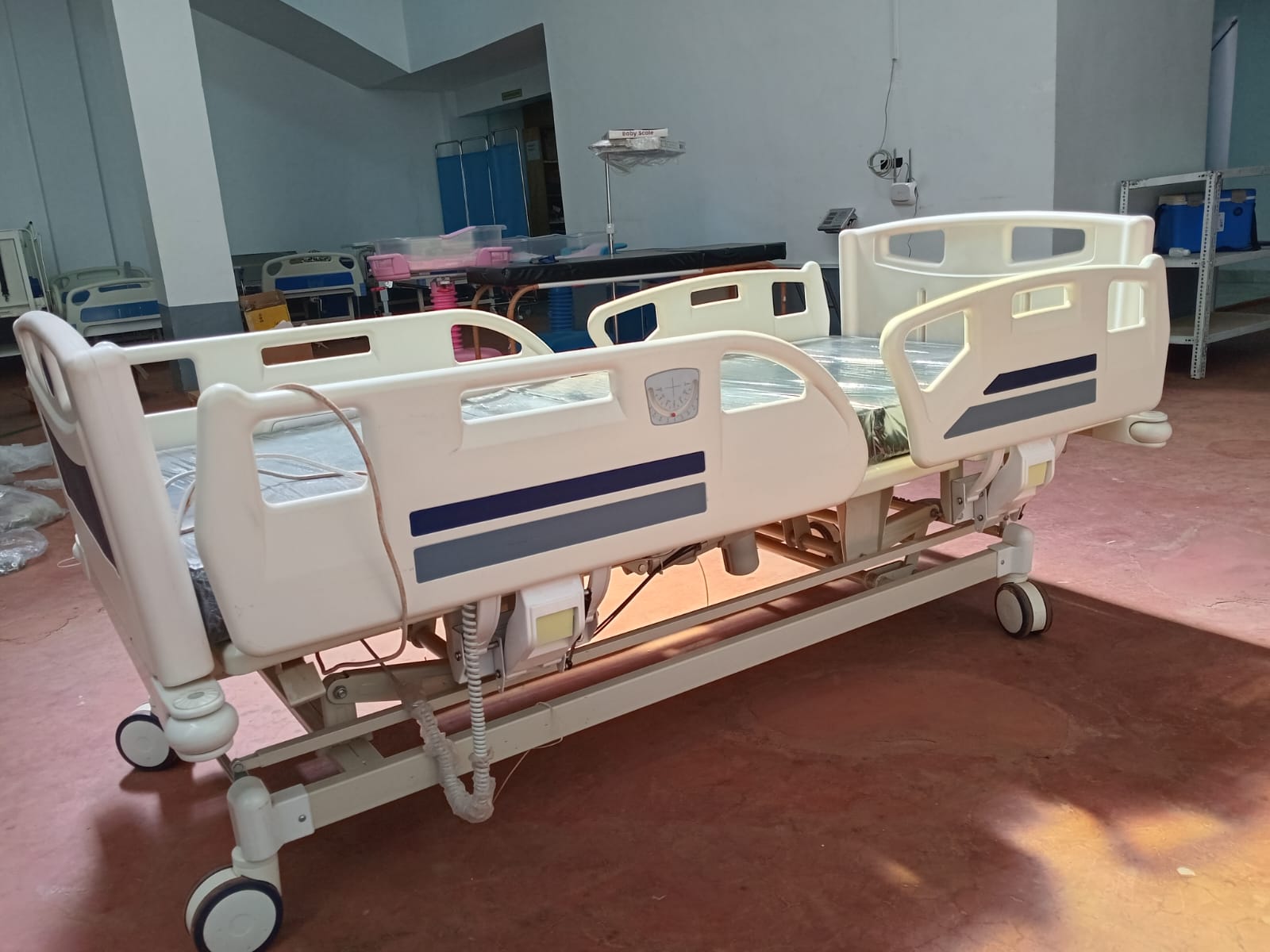 Revolutionizing Patient Care: The Electric Five-Function Hospital Bed ...